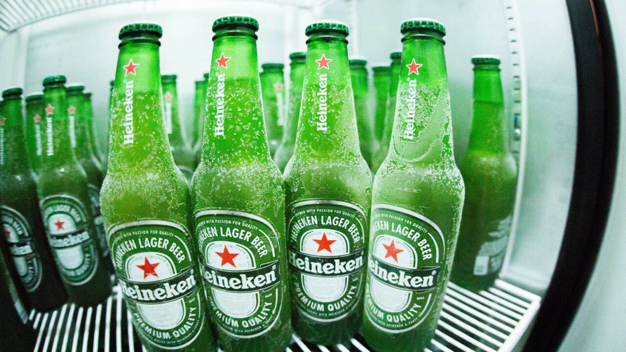 6 Popular Beer Brands and What Their Logo Tells You About Them - Zeka ...